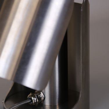 Tubular Table Light by ZOWA | Basic.Space