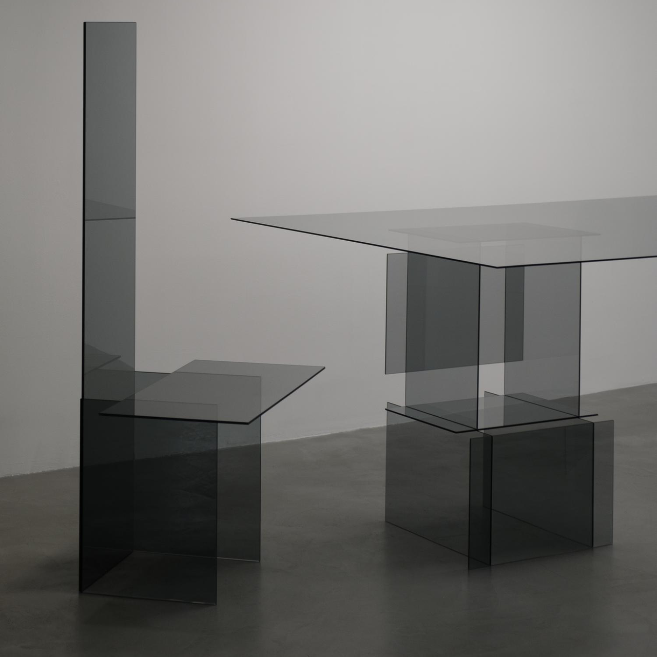 Fragile Chair 2 by Thibeau Scarcériaux | Basic.Space