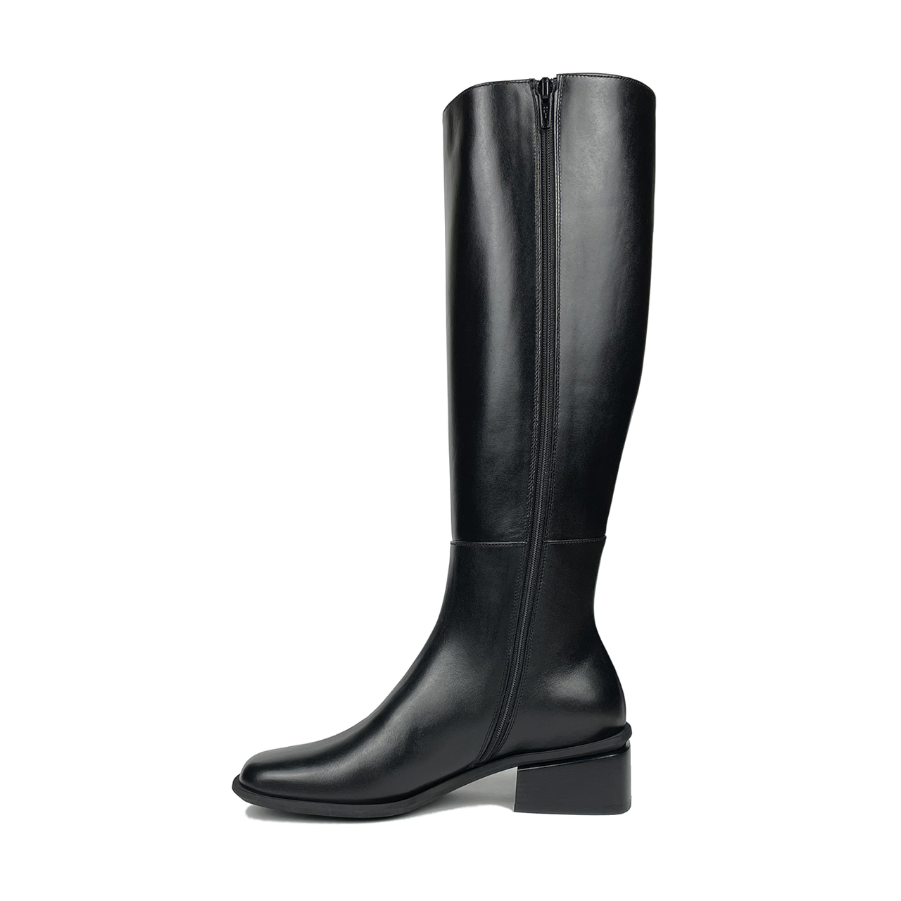 Tubo Boot by HOPP Studios | Basic.Space